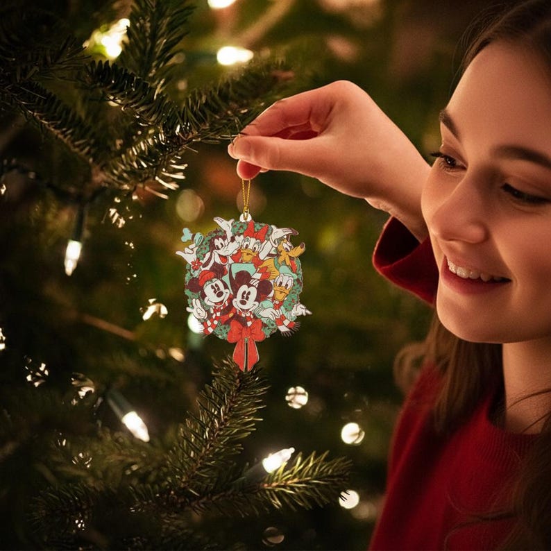 Disney Holiday Mickey and Friends Christmas Wreath Acrylic Ornaments ...