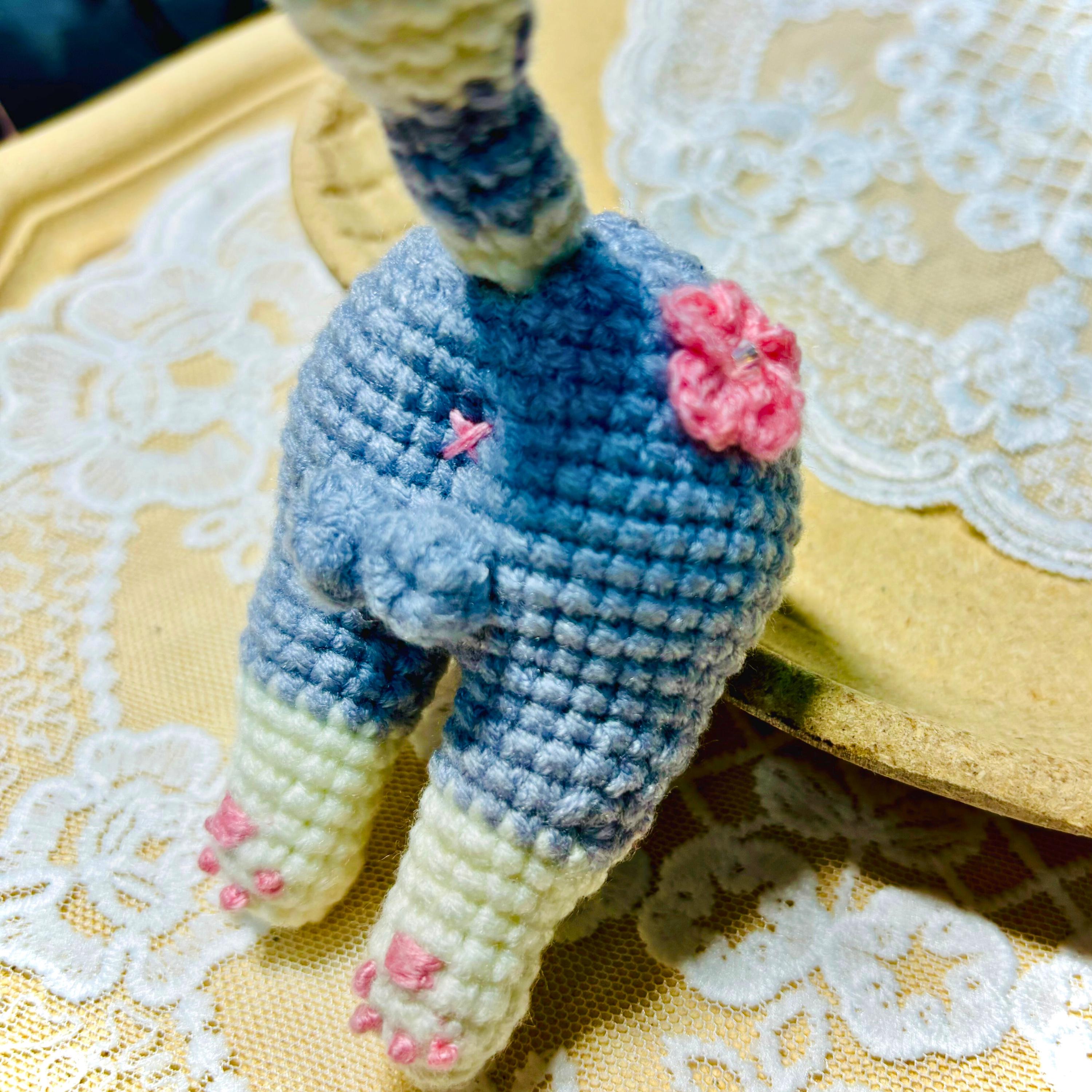 Cute Cat Butt Crochet Pattern, Pink Flower Design, DIY Keychain ...