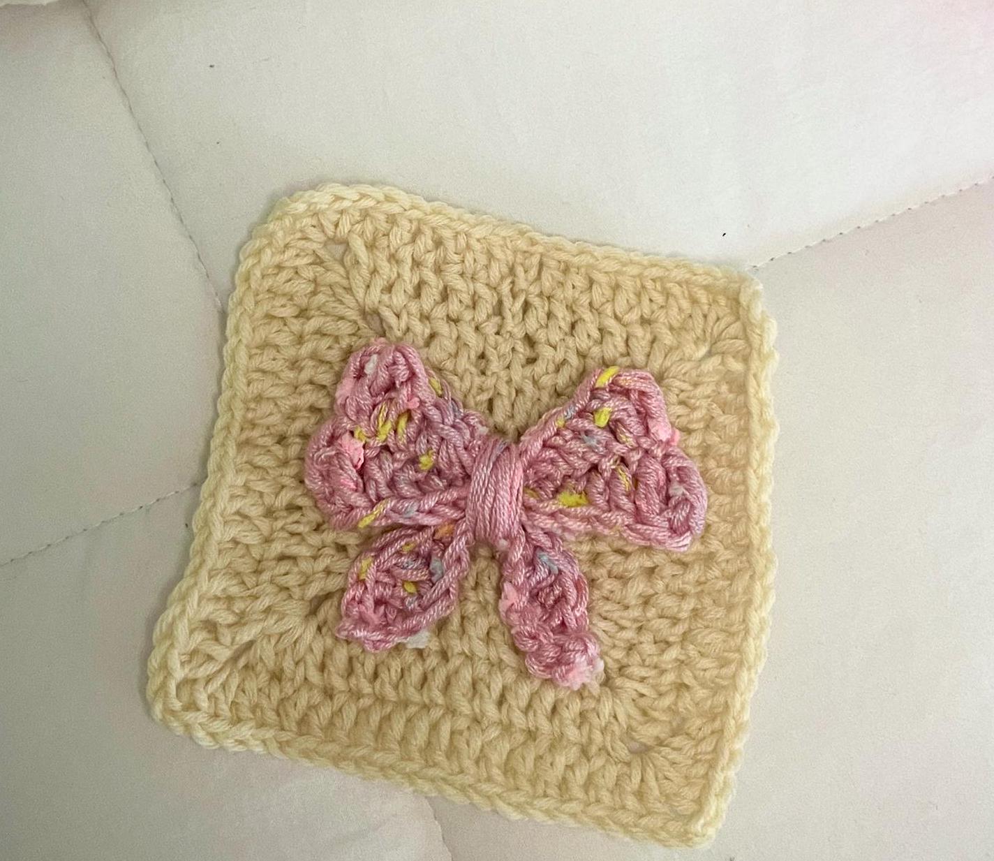 Bow Granny Square PATTERN Cute Coquette DIY Crochet Square Tutorial ...