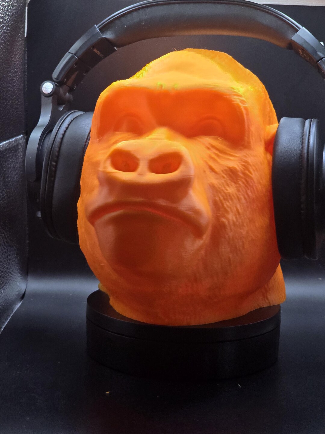 Gorilla Head Headphone Stand – Unique 3D Printed Holder for Gaming ...