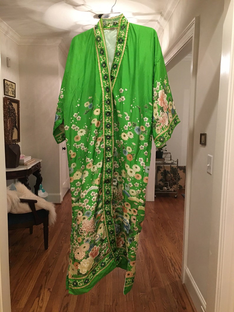 Fantastic vintage green silk Japanese robe. Vibrant color w/ | Etsy