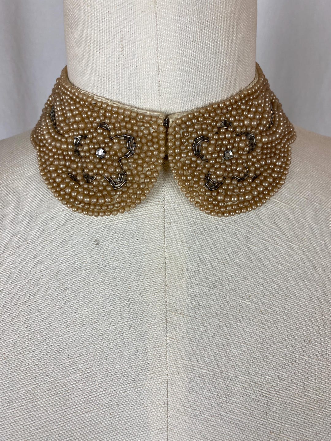 1950s Faux Pearl Beaded Collar. Floral Design. Vintage. Made in Japan ...