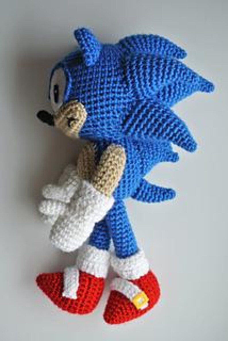 Sonic Amigurumi Crochet Pattern | Pixelatedpalsstudio - Etsy