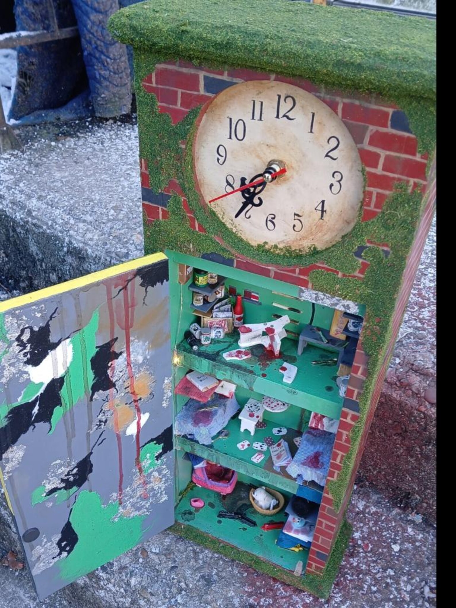 Abandoned Fallout Shelter Themed Clock and Miniature Diorama - Etsy