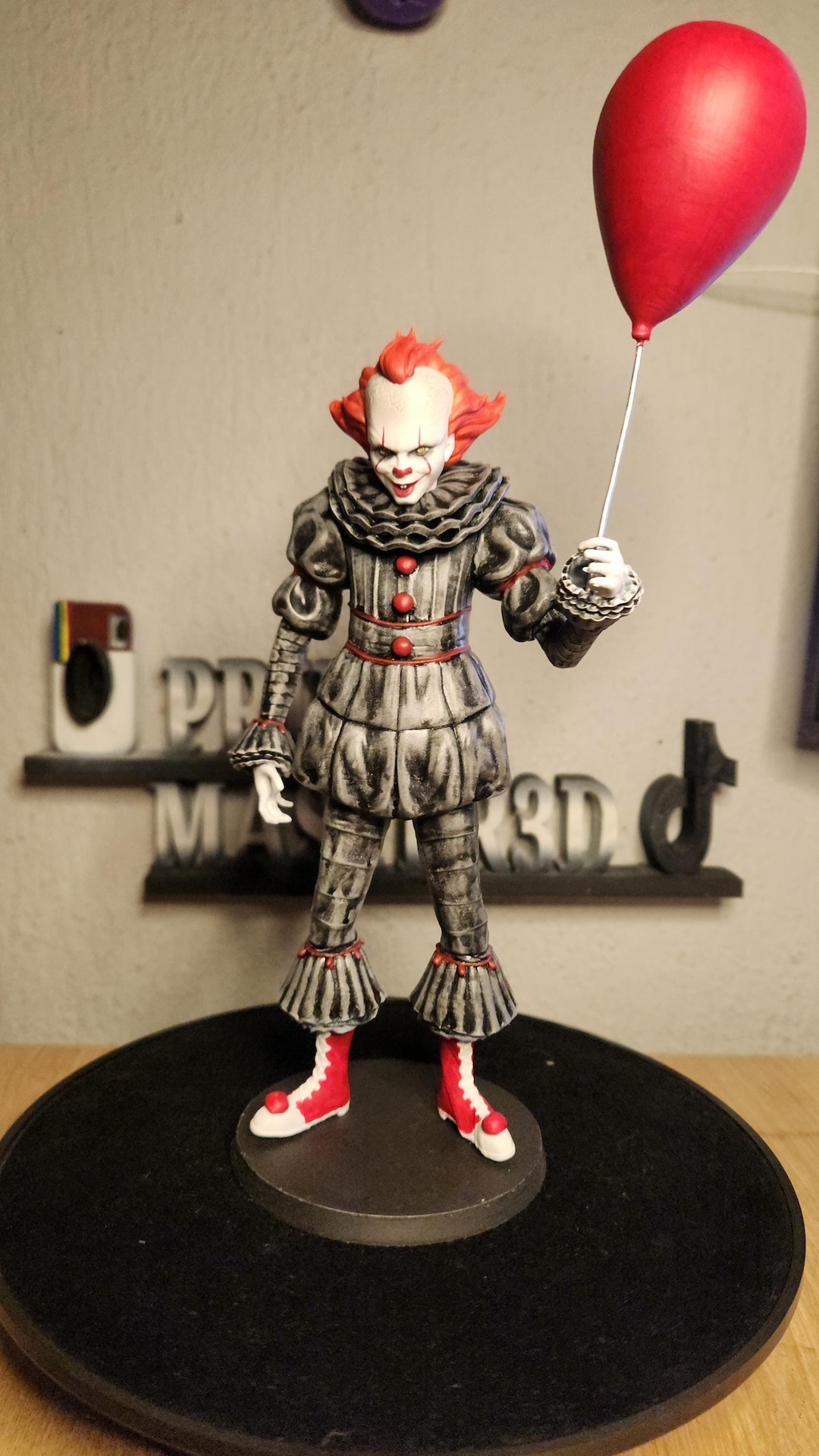 PENNYWISE FIGURINE Pennywise Statue 8'' 23 Cm Horror Figurine Geek ...