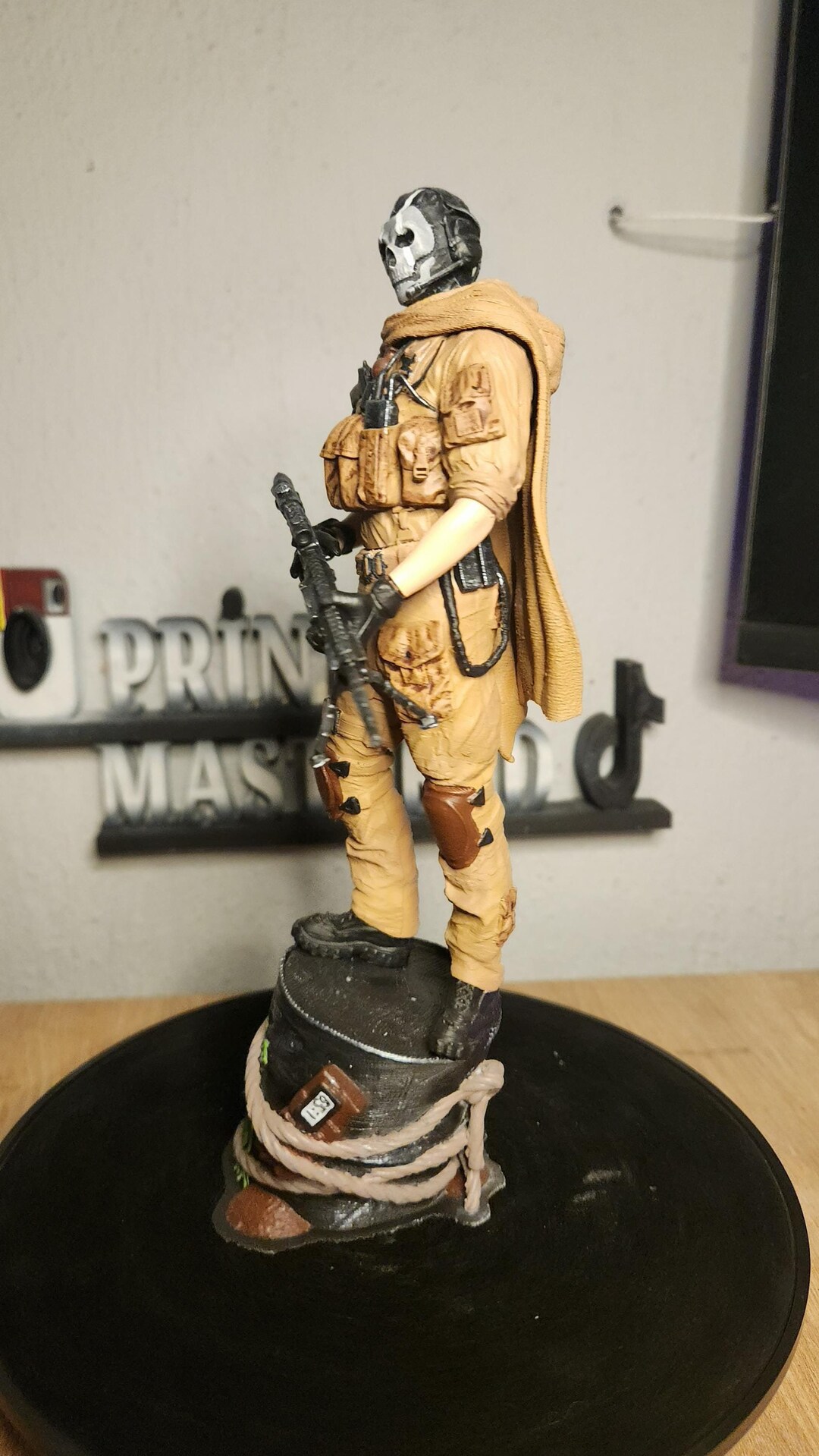 GHOST FIGURINE From Call of Duty Gaming Figurine Ghost Statue 8'' Gift ...