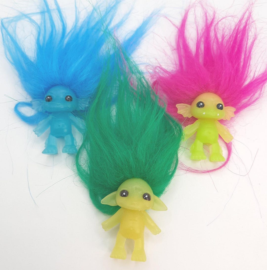 Zelfs Minis Lot 4 Mini Figures 1.25" Moose Toys Troll Doll Glow in the ...