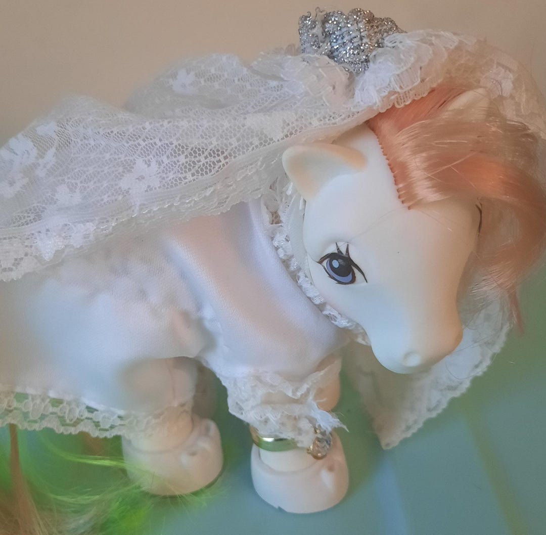 My Little Pony G1 Confetti Wedding Bells UK Euro Complete NM Near Mint ...
