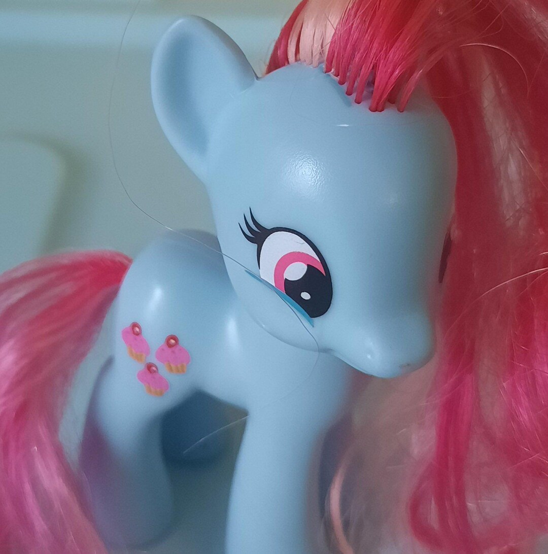 G4 My Little Pony Mrs Dazzle Cake Brushable Figure Fim Hasbro MLP - Etsy