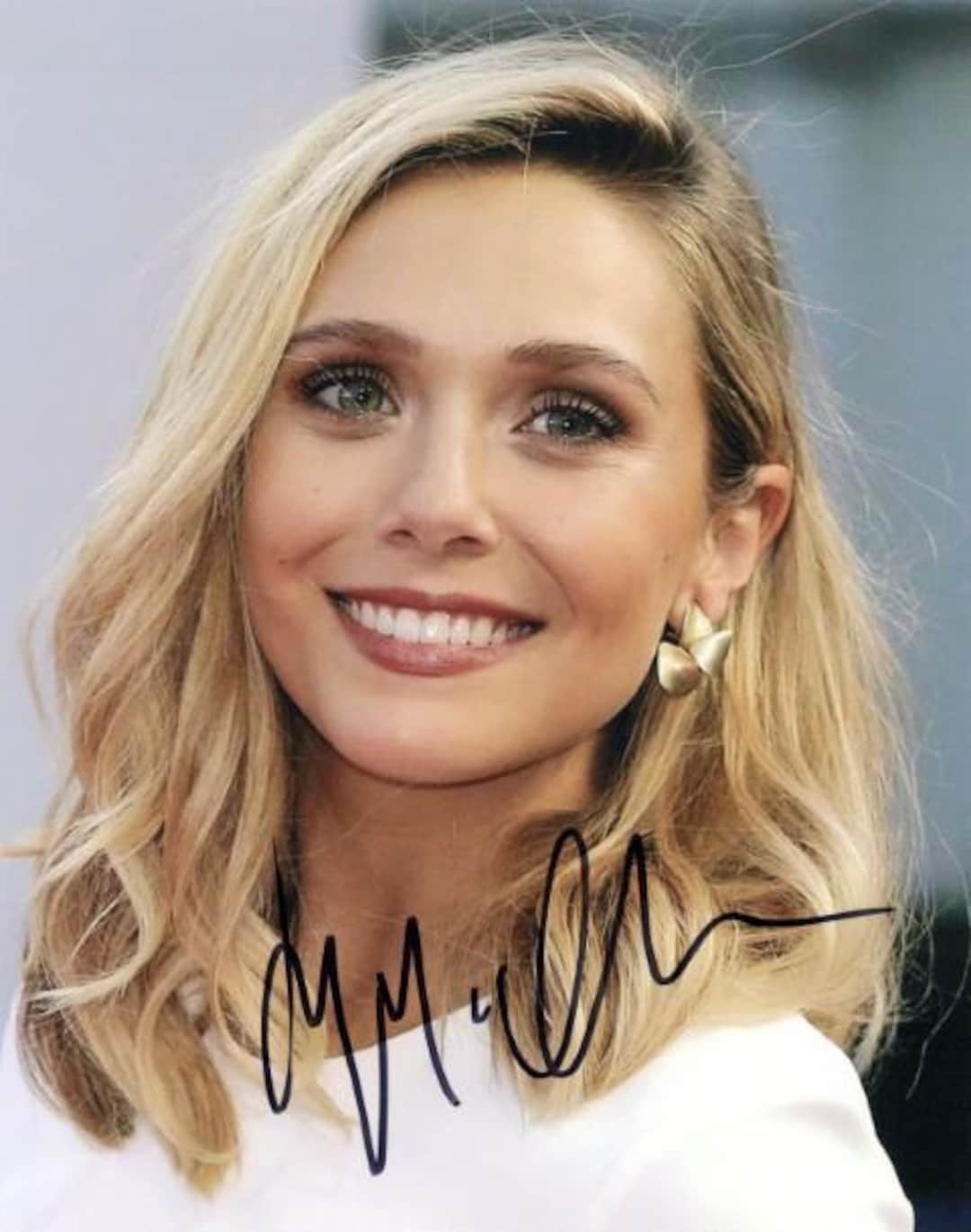 Elizabeth Olsen in Person Signed Photo - - Etsy