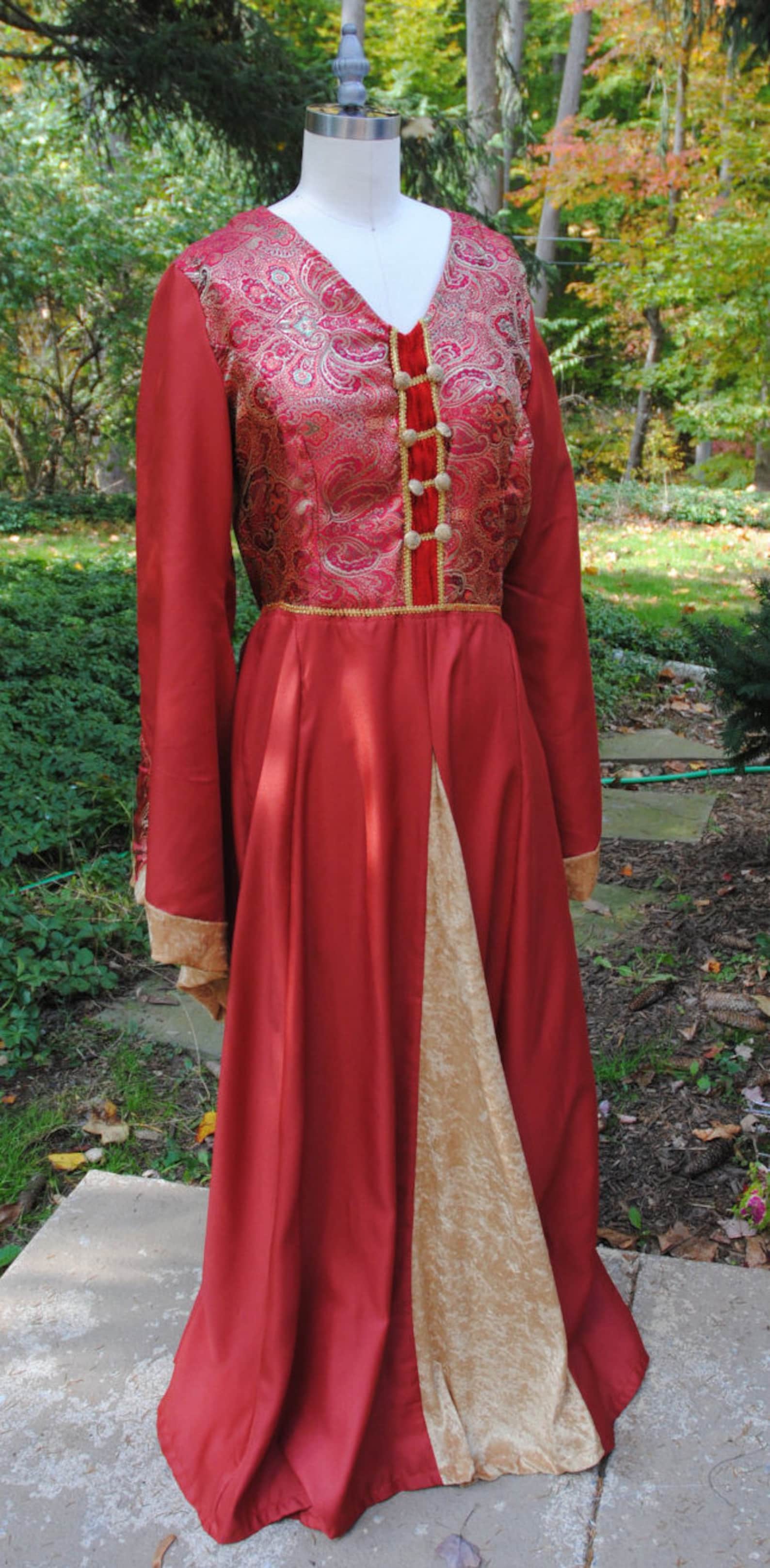 Beautiful Crimson and Gold Renaissance Medieval Gown Inspired | Etsy