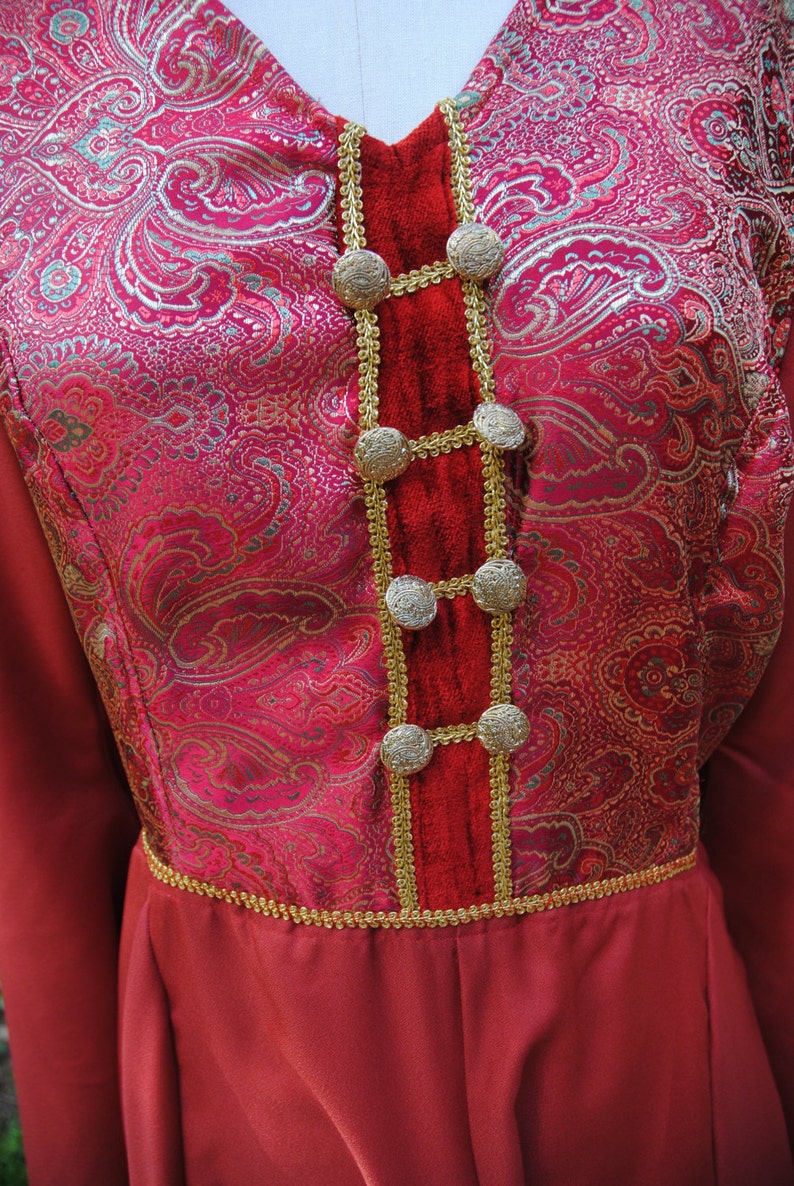 Beautiful Crimson and Gold Renaissance Medieval Gown Inspired | Etsy