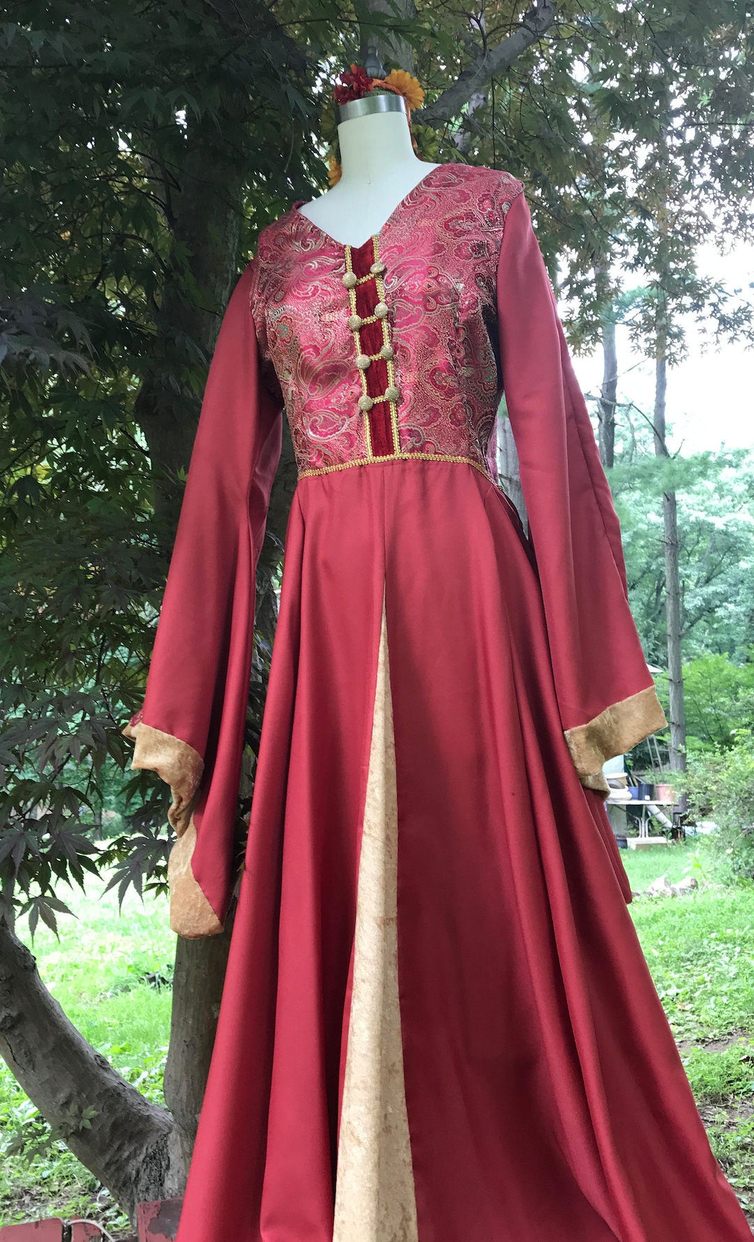 Beautiful Crimson and Gold Renaissance Medieval Gown Inspired by Game ...