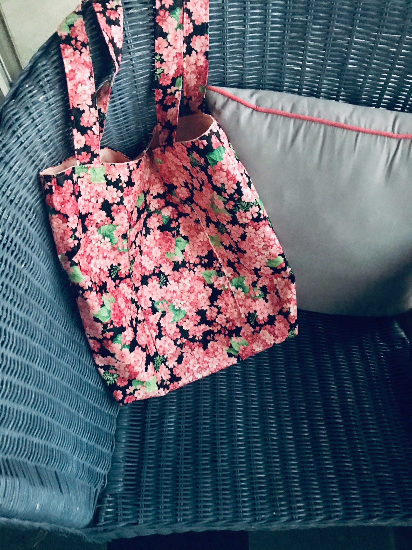 Vintage, Bright Pink, Floral Fabric Tote Bag W/ Pockets and Snap ...