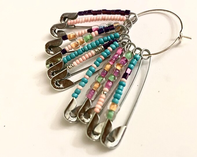 Set of 10 Nostalgic Safety Pin / Handmade Friendship Pins - Colorful - Etsy