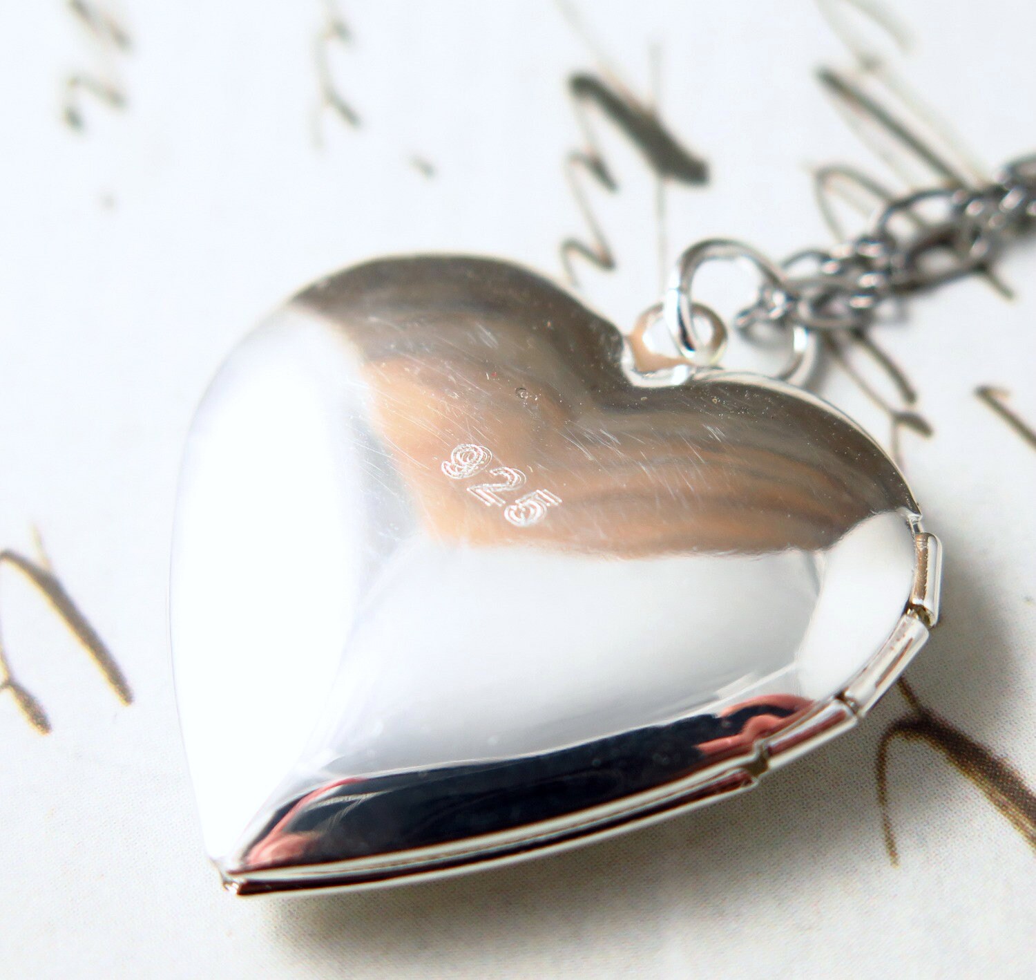 Photo Locket MeMeDIY Personalized Heart Locket Necklace - Holds 4 ...