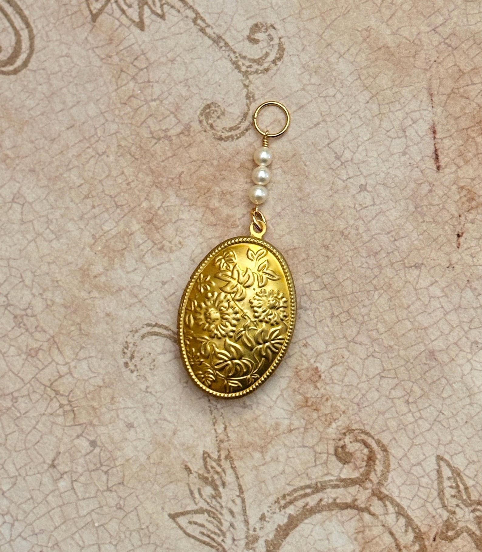 Gold Wedding Bouquet Locket, Bridal Locket With Pearls, Memory of Loved ...