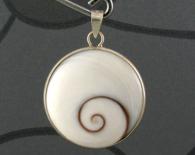 Shiva Eye Shell Pendant Round Shape, 925 Sterling Silver (22 Mm) - Etsy