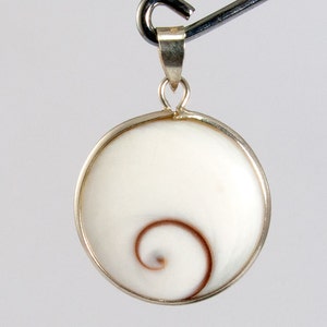 Round Shiva Eye Shell With 925 Sterling Silver Bail Pendant (18 Mm) - Etsy