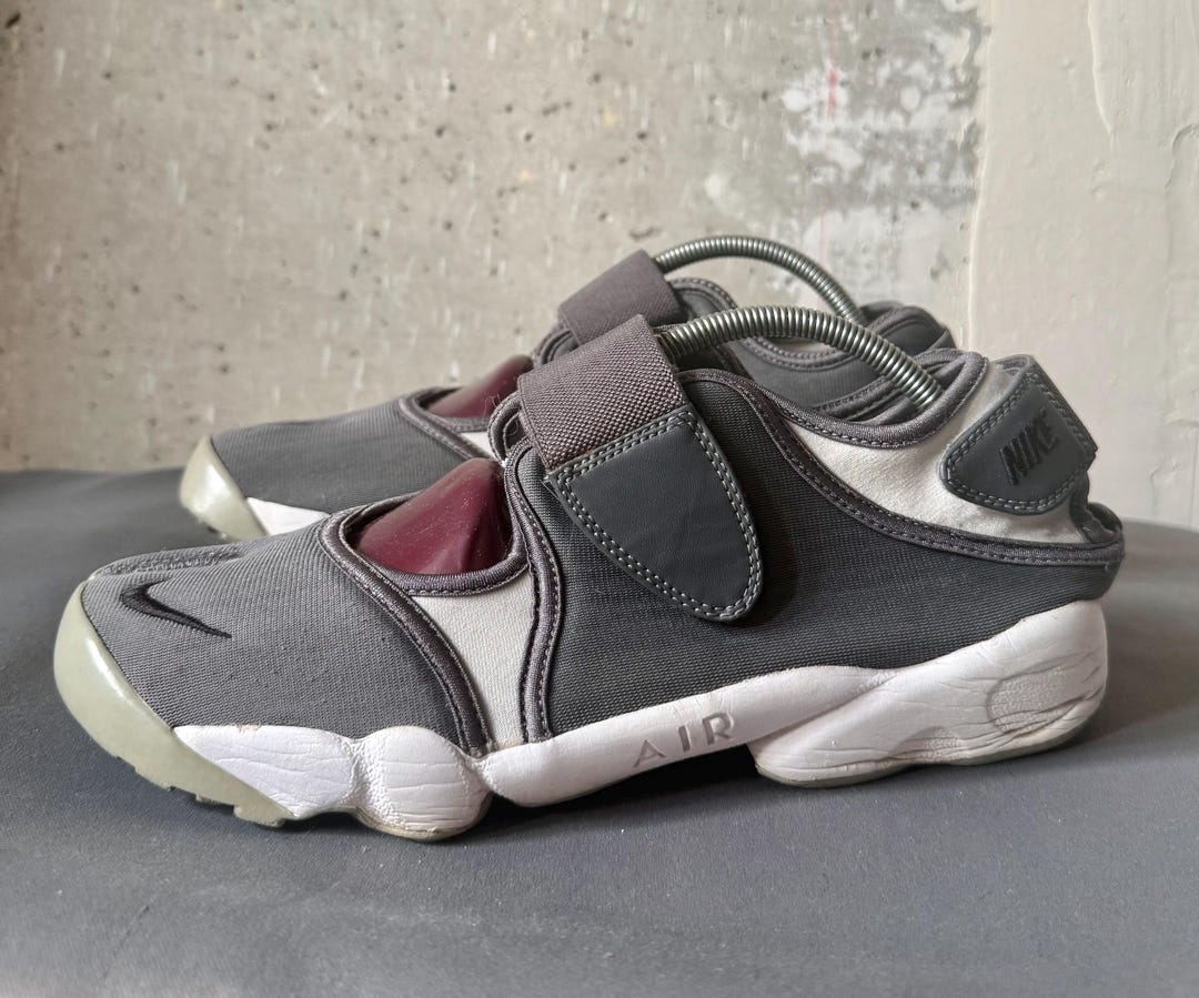 Crazy Vintage Nike Air Rift Ninja Sandals Tabi Gray White Classic Logo ...