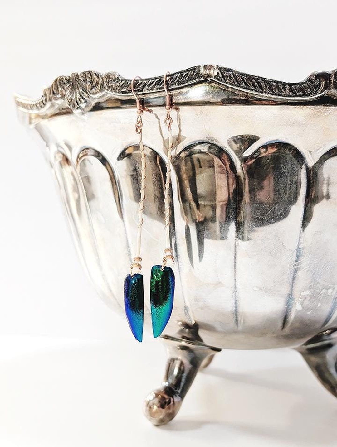 Green Elytra Beetle Wing and Snake Bone Earrings - Etsy