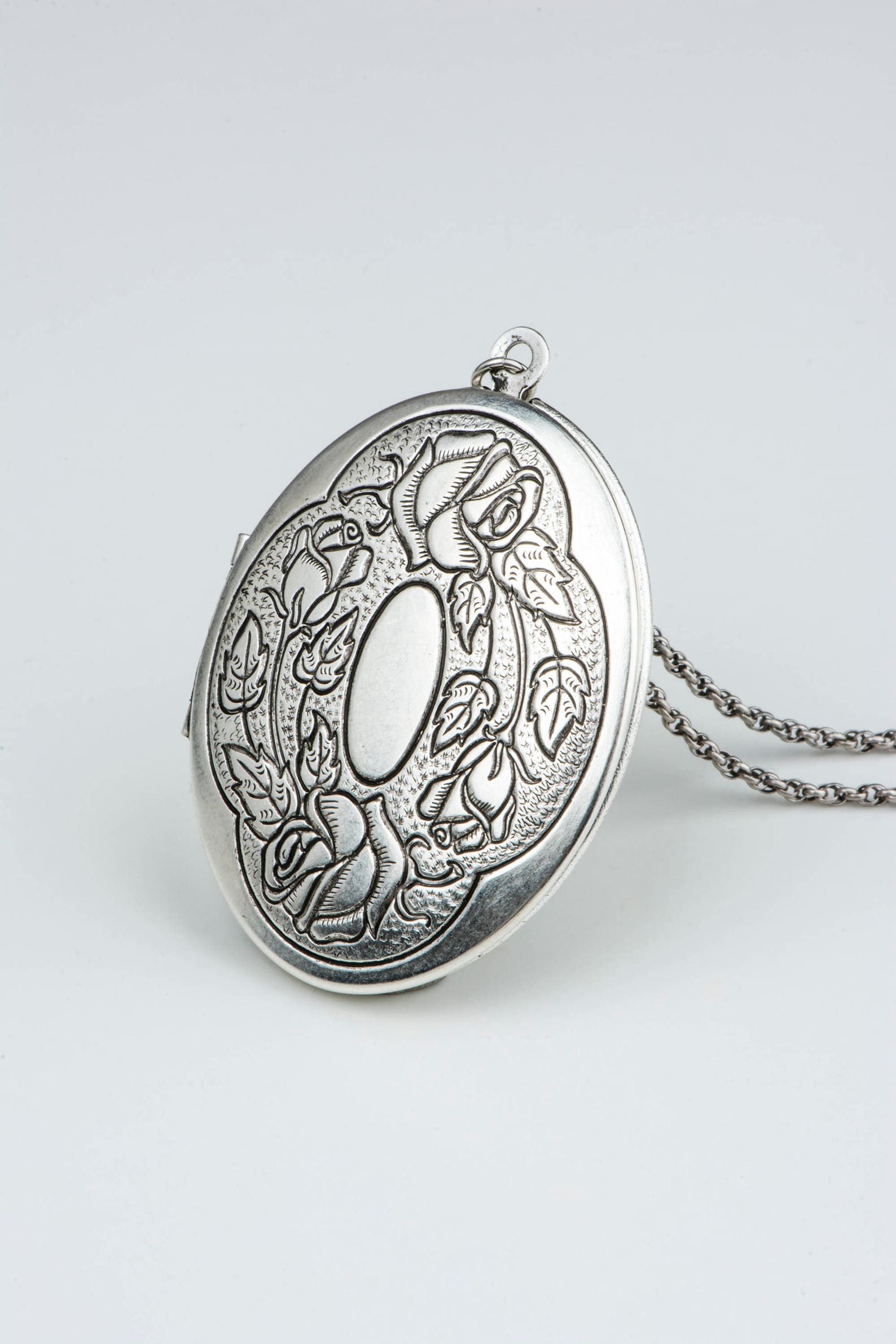 Roses Silver Locket Necklace Vintage Locket Design Large - Etsy