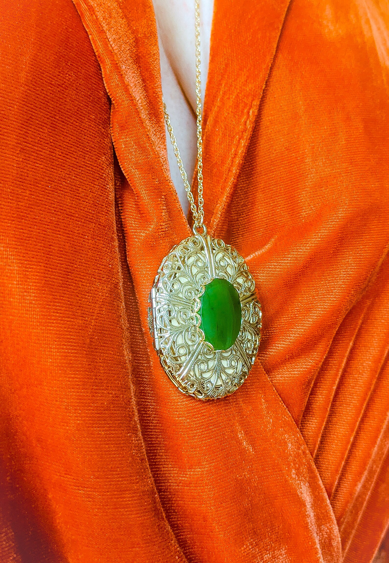 Vintage Large Filigree Jade Stone Locket Green Stone Jade - Etsy