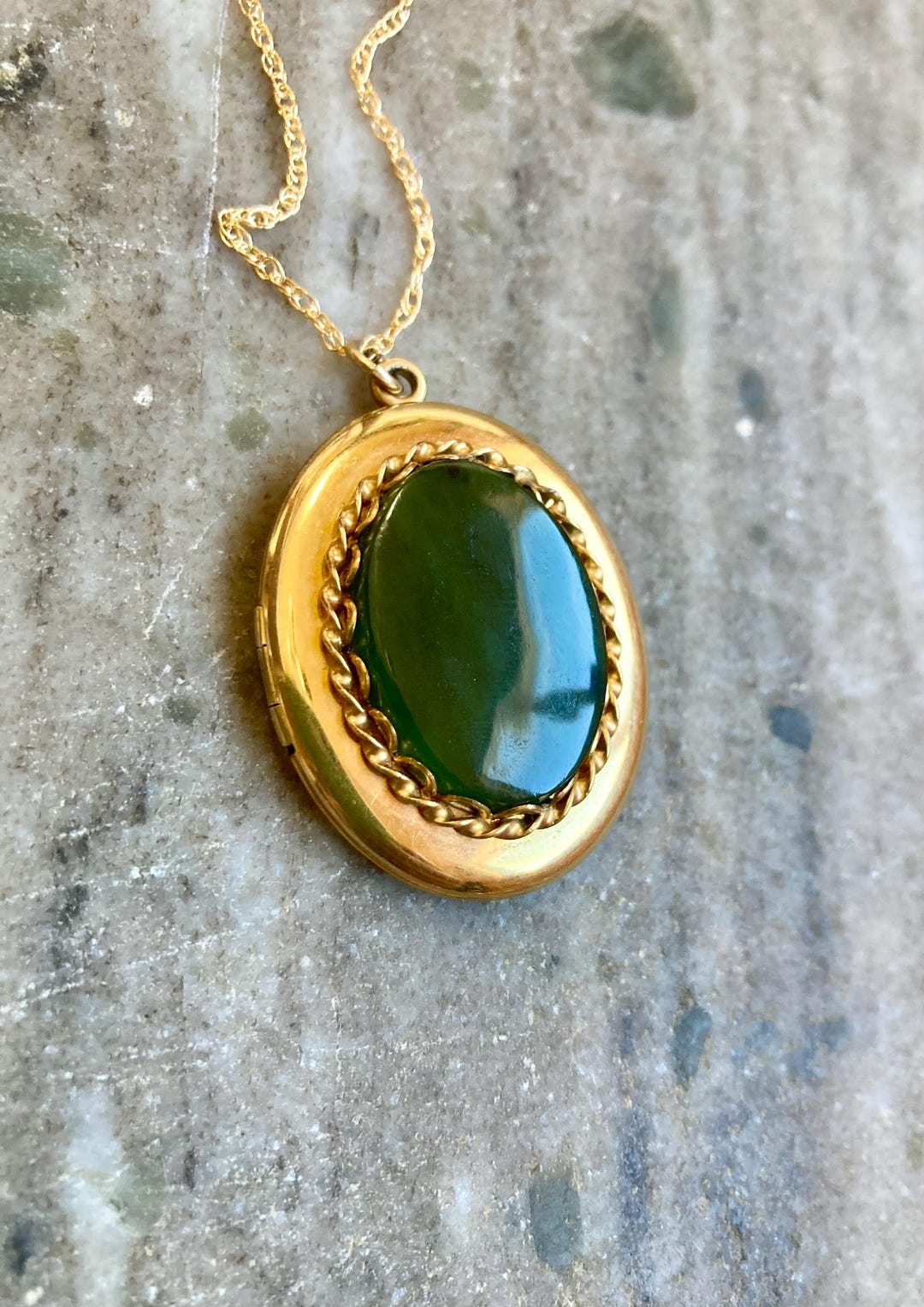 Medium Vintage Jade Locket Green Stone Necklace, Oval Locket, 12kt Gold ...