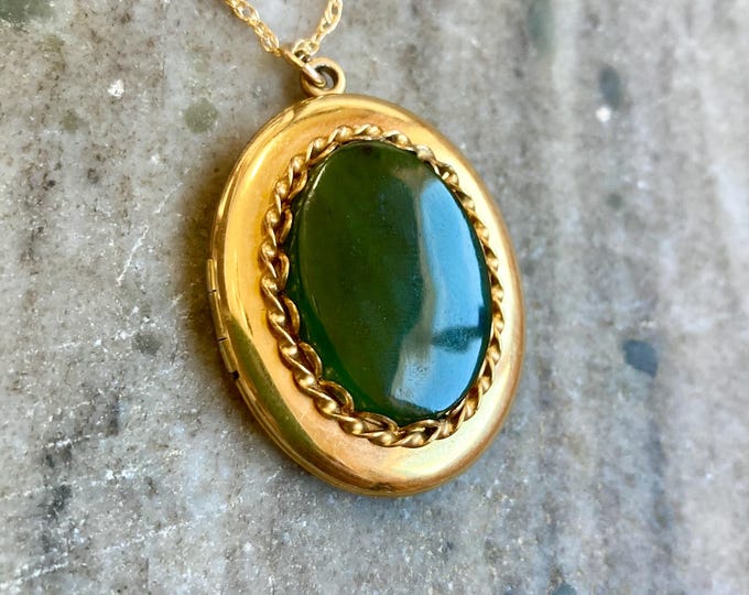 Medium Vintage Jade Locket Green Stone Necklace, Oval Locket, 12kt Gold ...