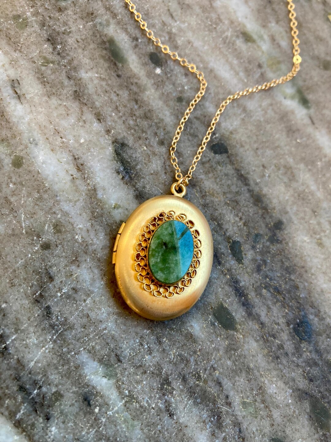 Vintage Jade Locket Green Stone Necklace, Oval Locket, 12kt Gold Fill ...