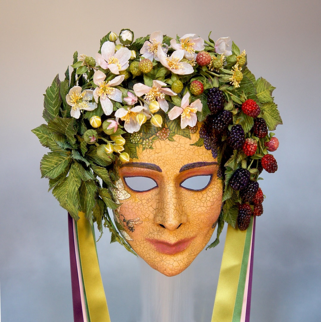 Summer Blackberry Mask Available/ready-to-ship - Etsy UK