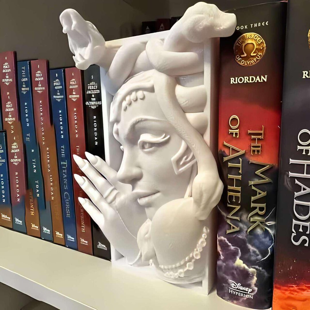3D Printed Medusa Book Nook: Greek Mythology Bookshelf Insert Fantasy ...