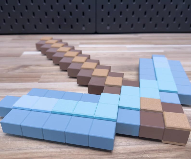 Pixel Block Pickaxe Prop | 3D Printed Push-fit Kit | No Glue Assembly ...