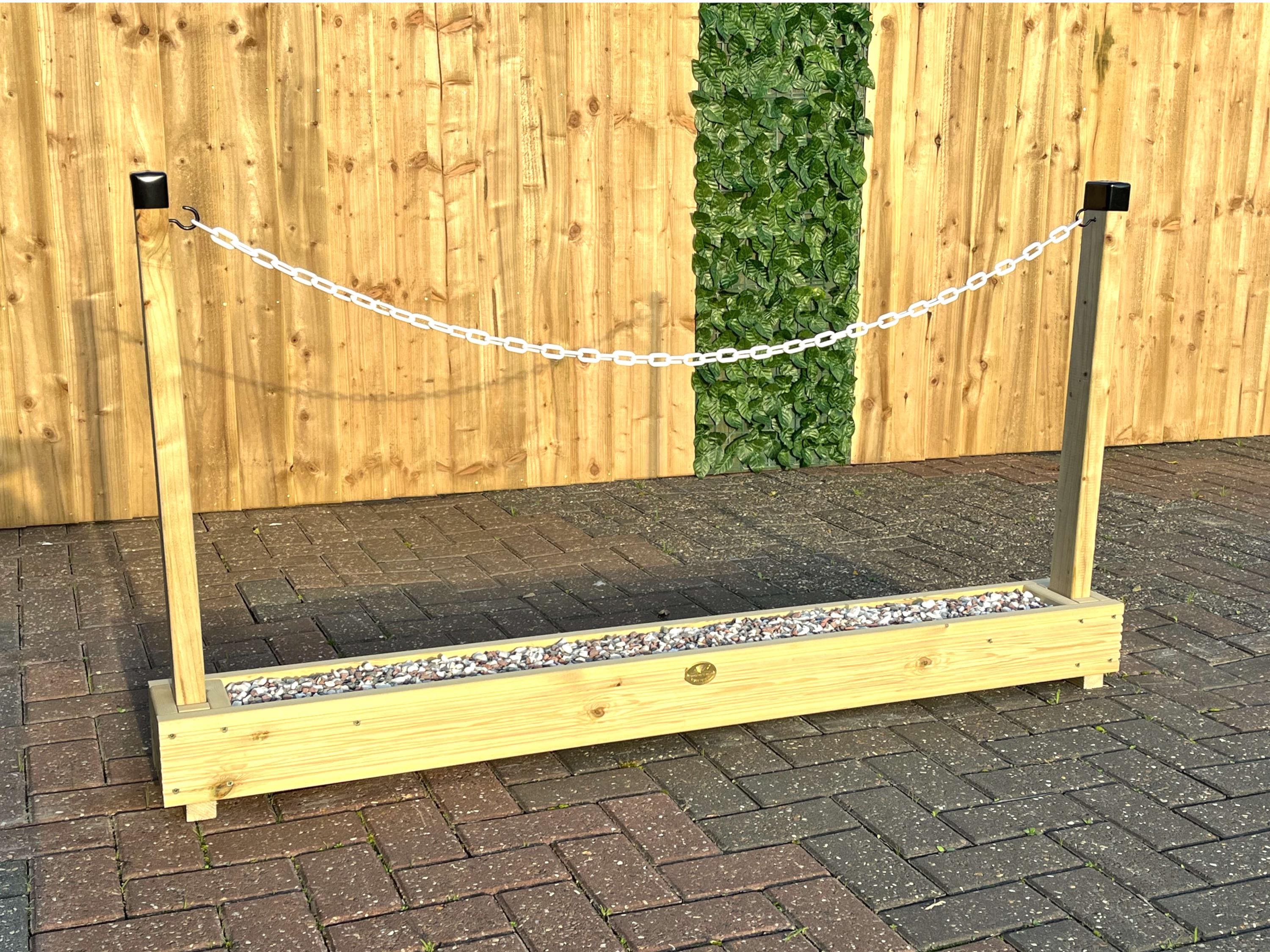 Chain & Rope Barrier Divider Border Fence for Driveway / Gardens ...