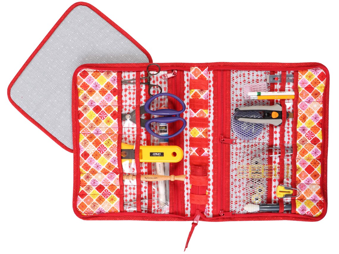 Running With Scissors Bag - by Annie - A Paper Pattern - for a Zip up ...