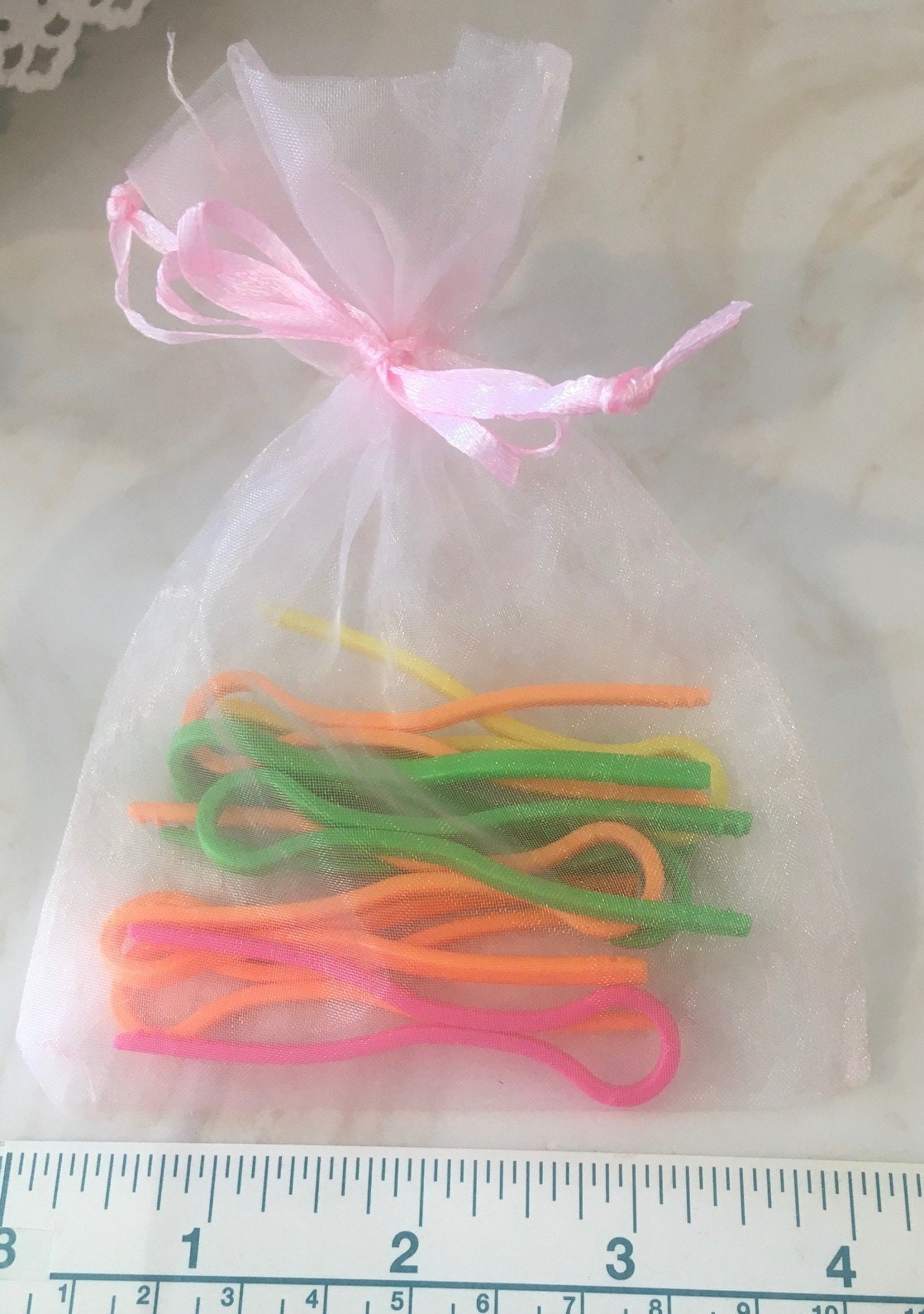 Bobbin Clips - Keep Your Bobbins With Your Spool of Thread! 10 Count ...