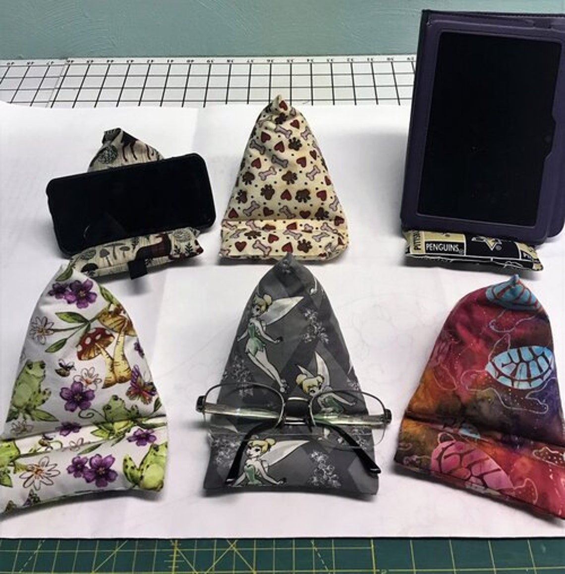 Gadget Cushion by Quiltsmart - Paper Pattern-printed Fusible ...
