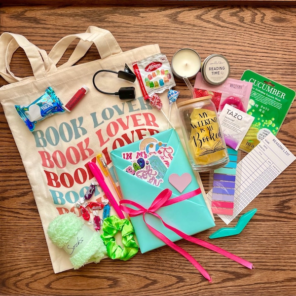 Bookworm Gift - 60+ Gift Ideas for 2025