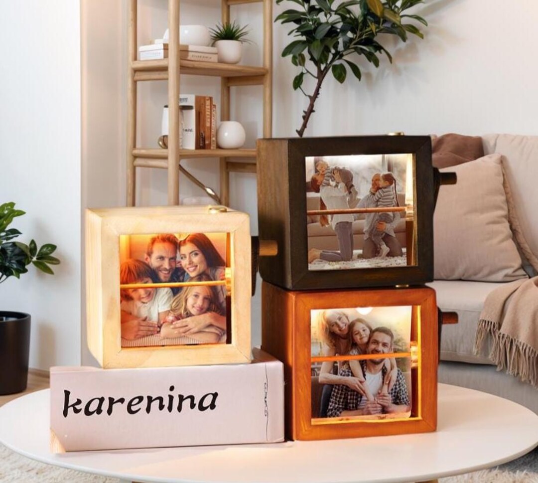 Family Memory Flipbook Animation - Custom Wood Photo Album With Hand ...