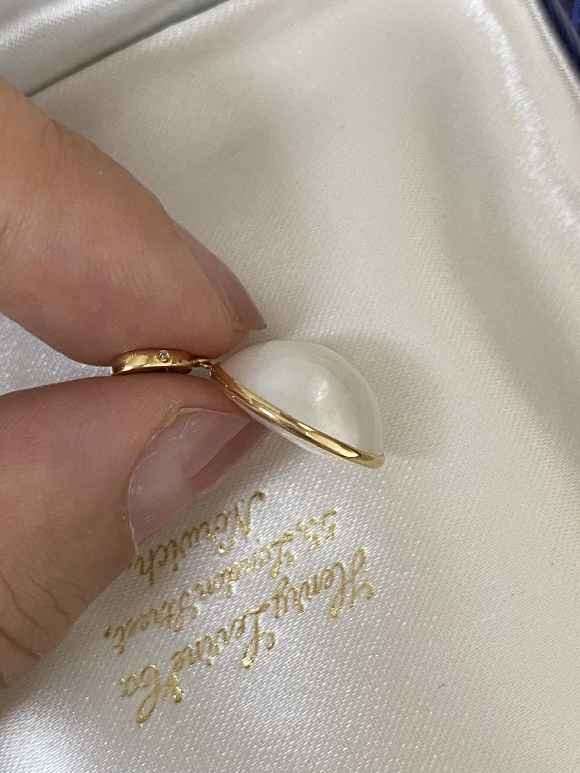 Mabe Pearl Pendant 15mm | 18K Gold Bezel Setting | Large White Dome ...