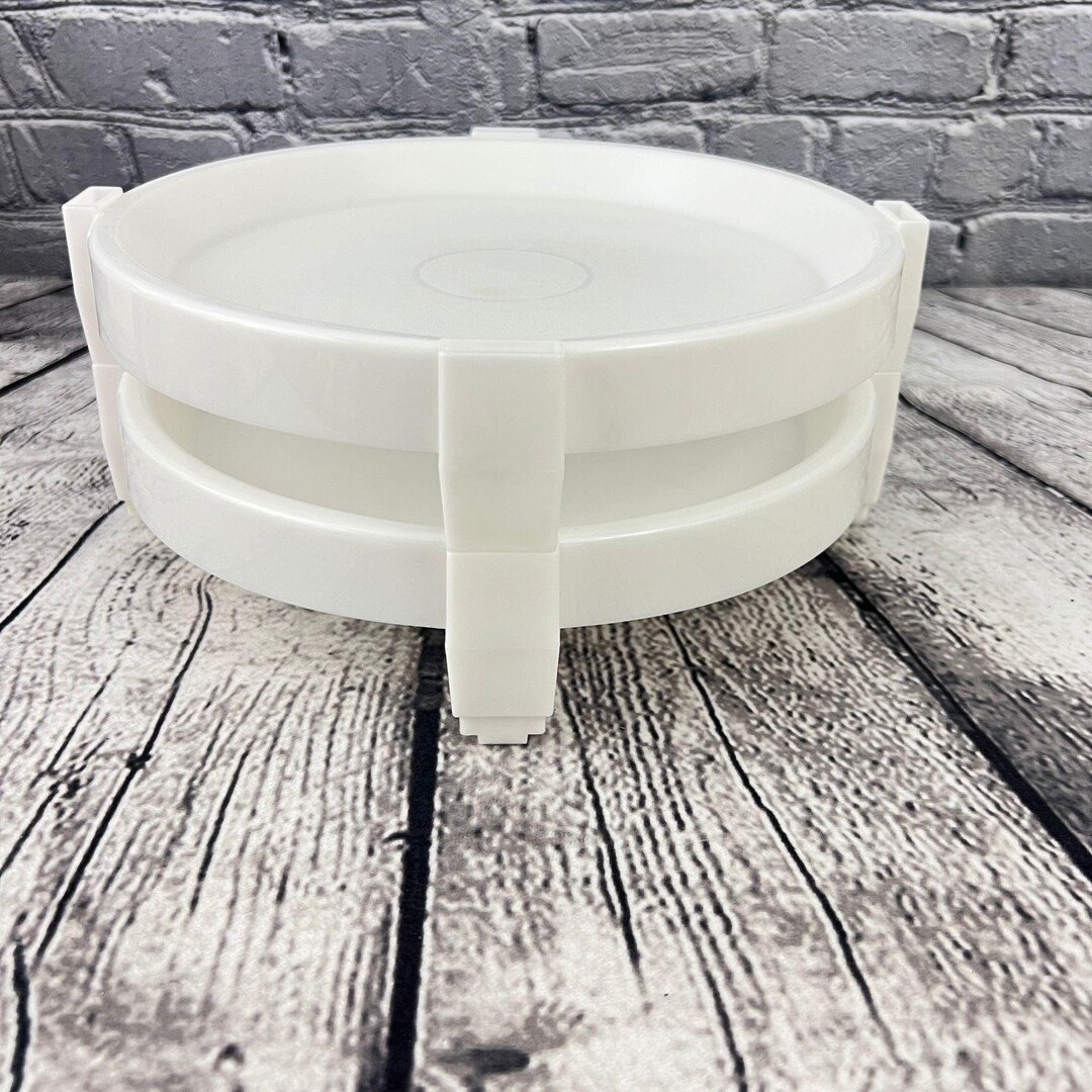 Tupperware Divide A Rack Pie Cake Cupcake Stackers White Lot of 2 ...