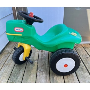 Vintage Little Tikes Green Tractor With Pedals Full Child Size Ride on ...