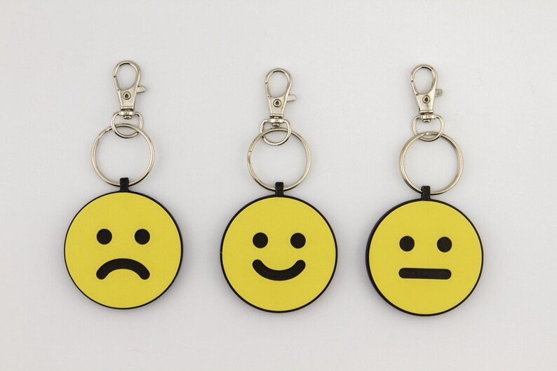 3D Printed Emoji Keychain Set – Mood Reflecting Bag Charms - Etsy