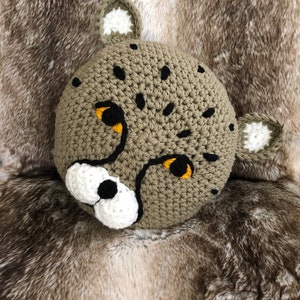 Crochet Cheetah Pillow,handmade Cheetah Pillow,animal Pillow,zoo Billow ...