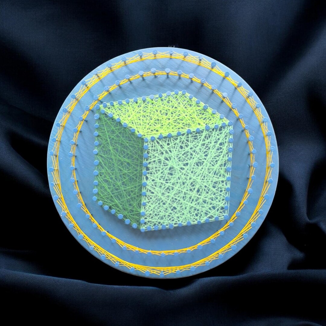 Custom String Art - Cube, Platonic Solid on Wooden Disc - Etsy