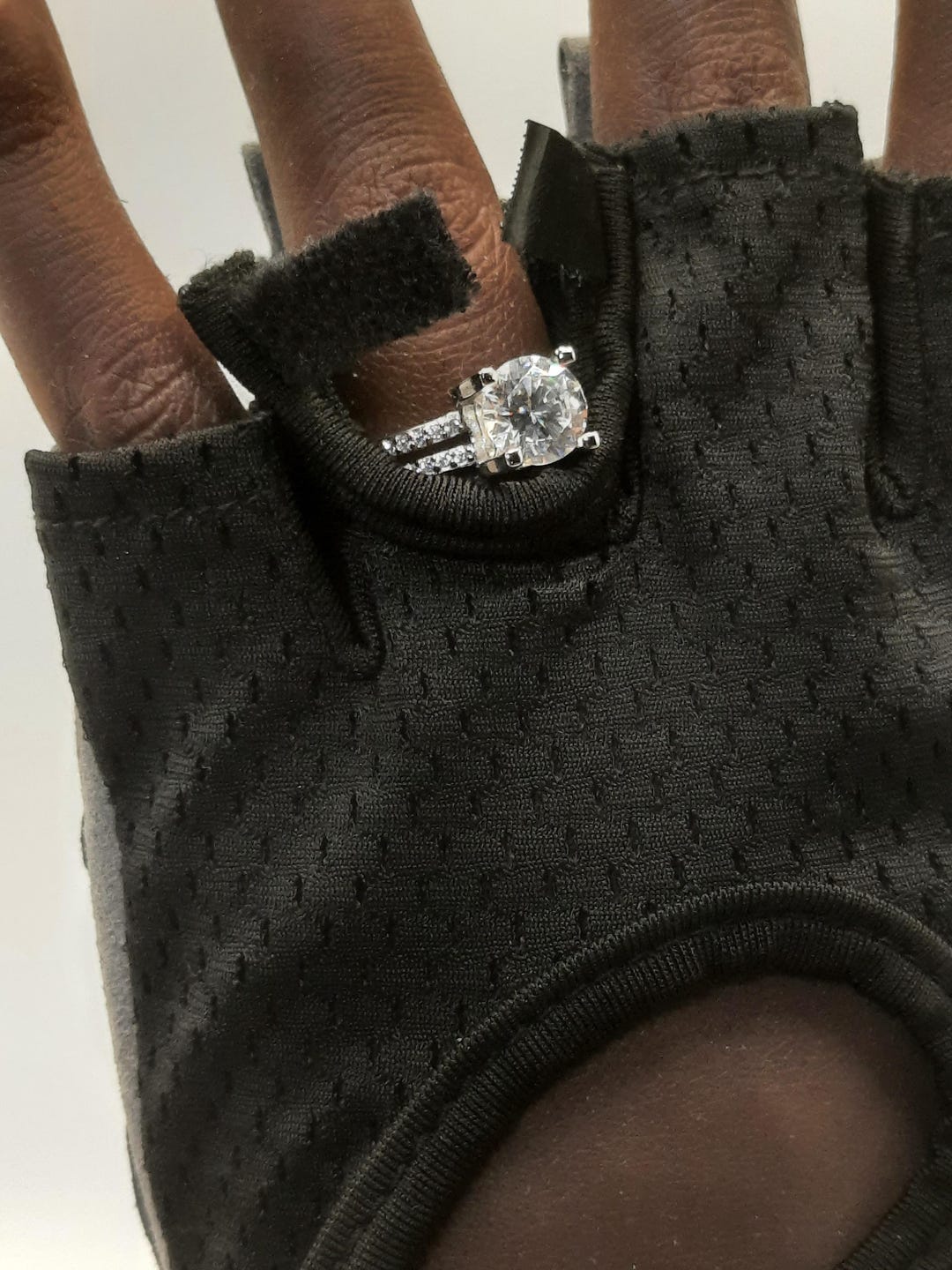 The Hook and Loop Closure Ringfit® Workout Glove for Rings - Etsy
