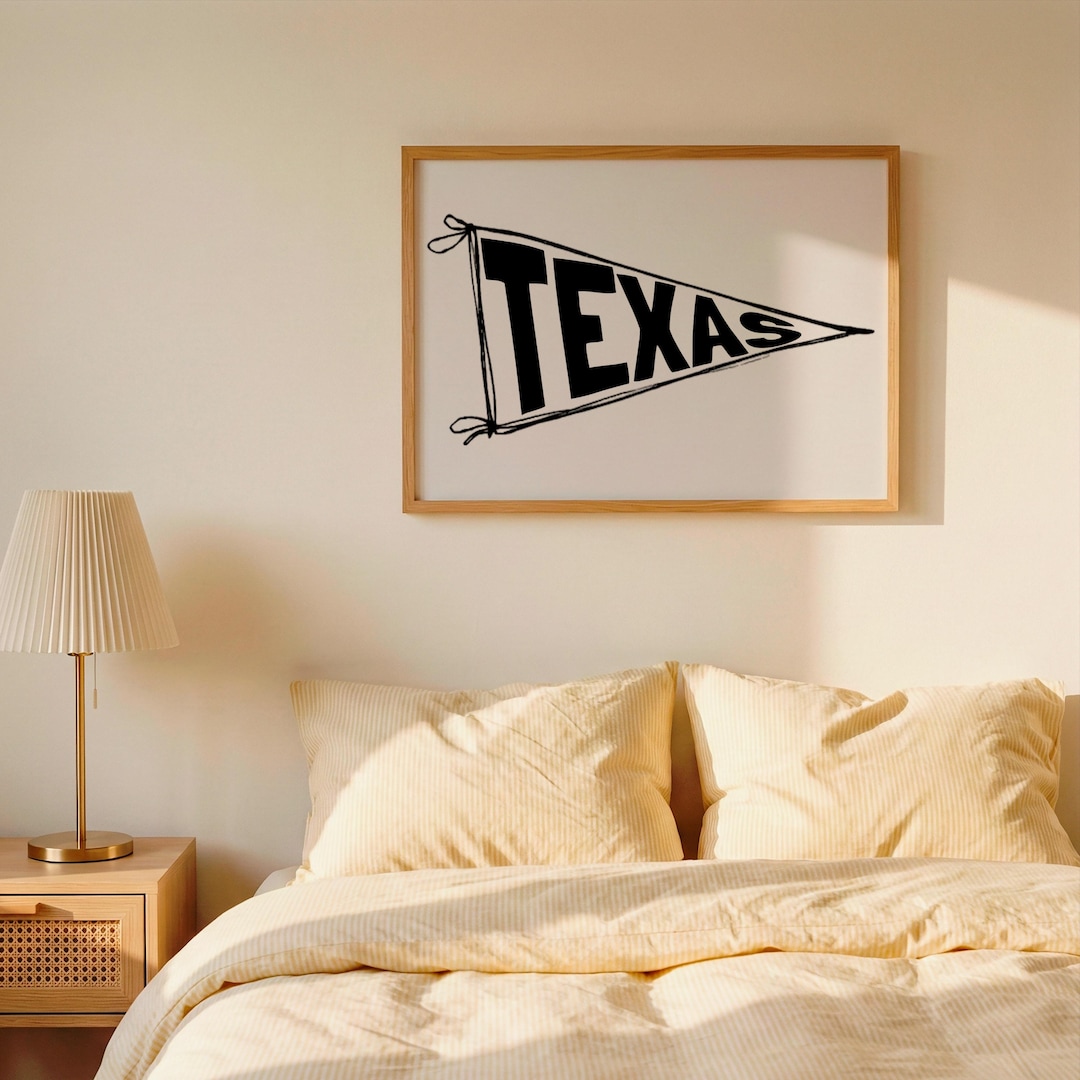 Texas Pennant Wall Art, Retro Western Flag Print, Vintage College Decor ...