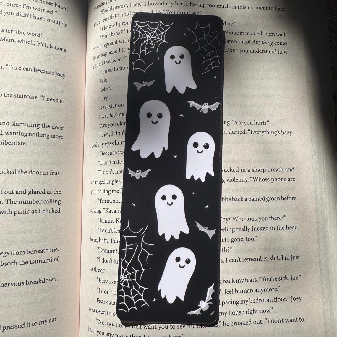 Spooky Ghost Bookmarks: Halloween Reading Accessories for Book Lovers ...