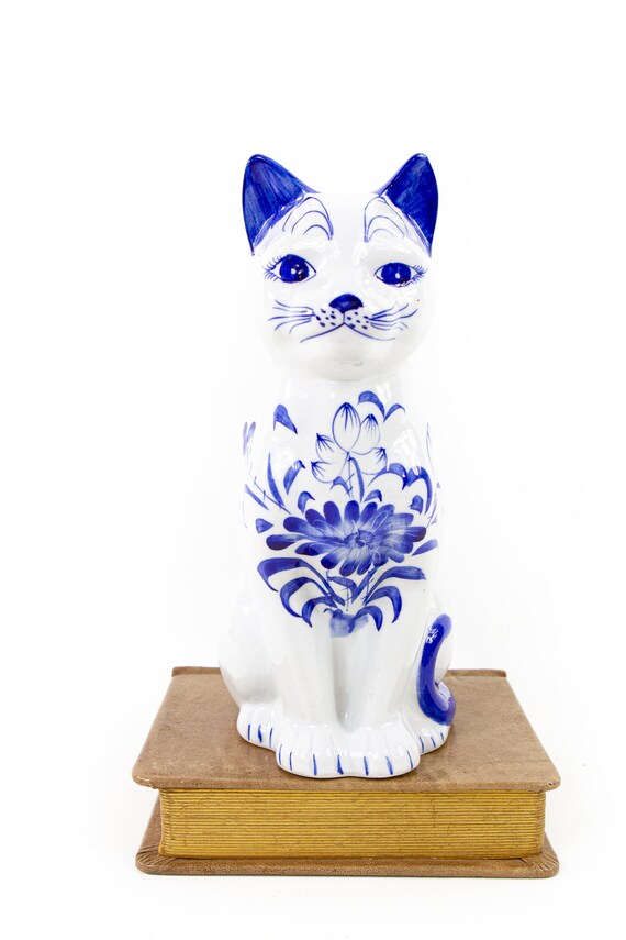 Blue and White Porcelain Cat Figurine Cat Lover Gift Blue - Etsy