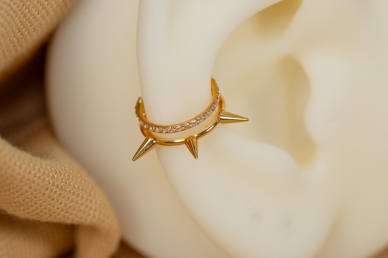 16G Double Hoop Spikes • Titanium Clicker Hoop • Septum Ring • Conch ...